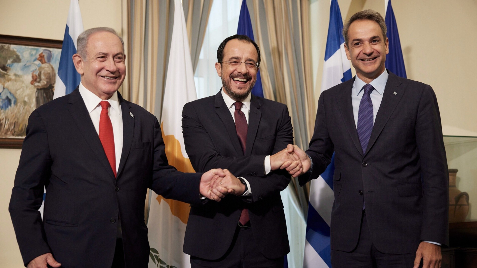Σύνδεση Ελλάδας-Κύπρου-Ισραήλ: Η Τουρκία (ξανα)«δείχνει δόντια», σιγή ...