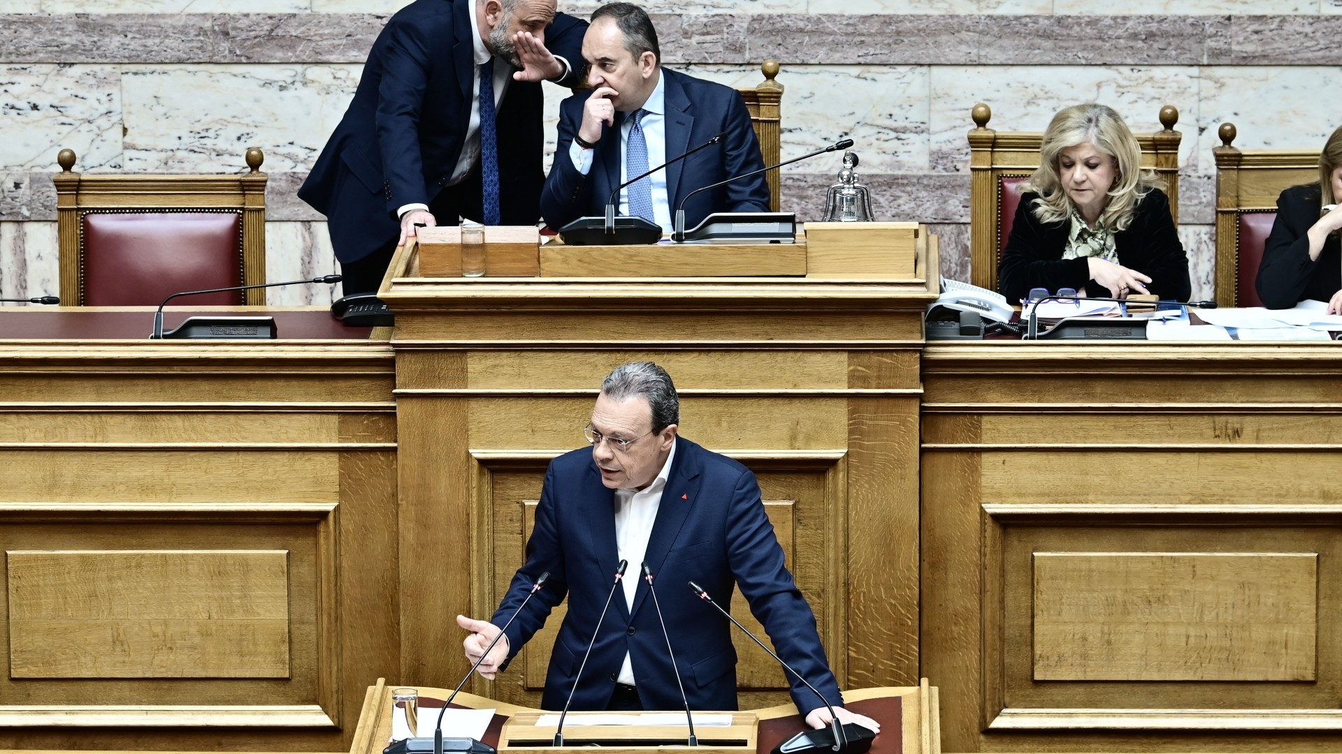 Βουλή – προανακριτική: Πυρ ομαδών κατά της κυβέρνησης – Η αντιπολίτευση ...