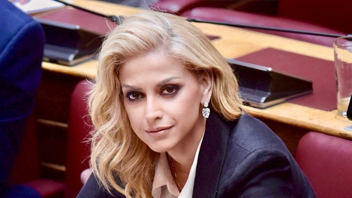 Ραλλία Χρηστίδου: Διαμαρτυρία για τη μείωση δρομολογίων στη γραμμή Ρίου ...