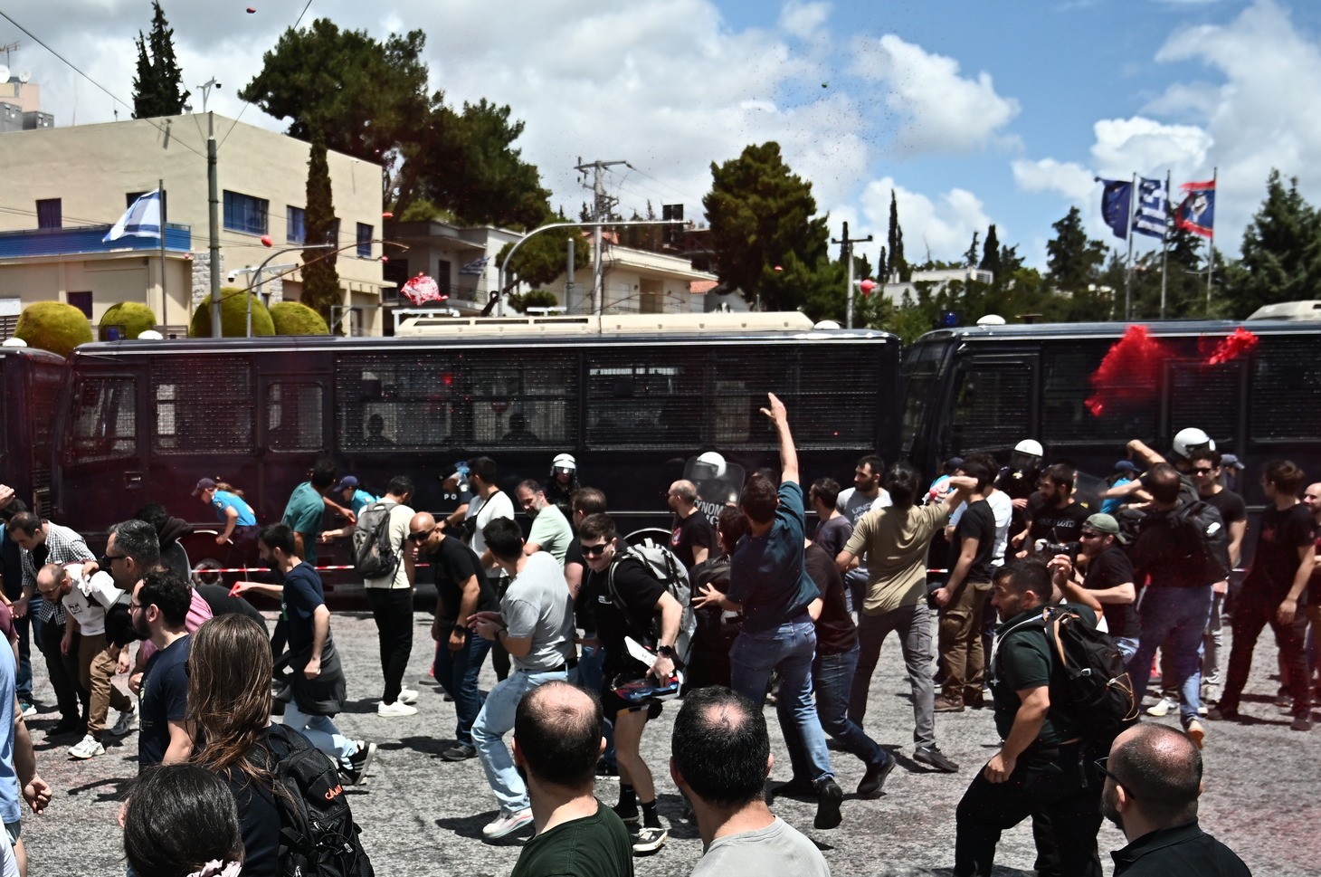 «Η σωστή πλευρά της Ιστορίας είναι εδώ»: Μεγάλη πορεία στην Ισραηλινή ...