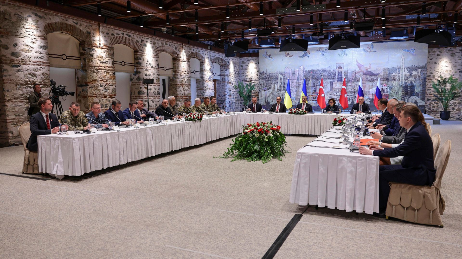 Ουκρανία: Το Κίεβο έτοιμο για νέες απευθείας συνομιλίες με τη Μόσχα τη ...