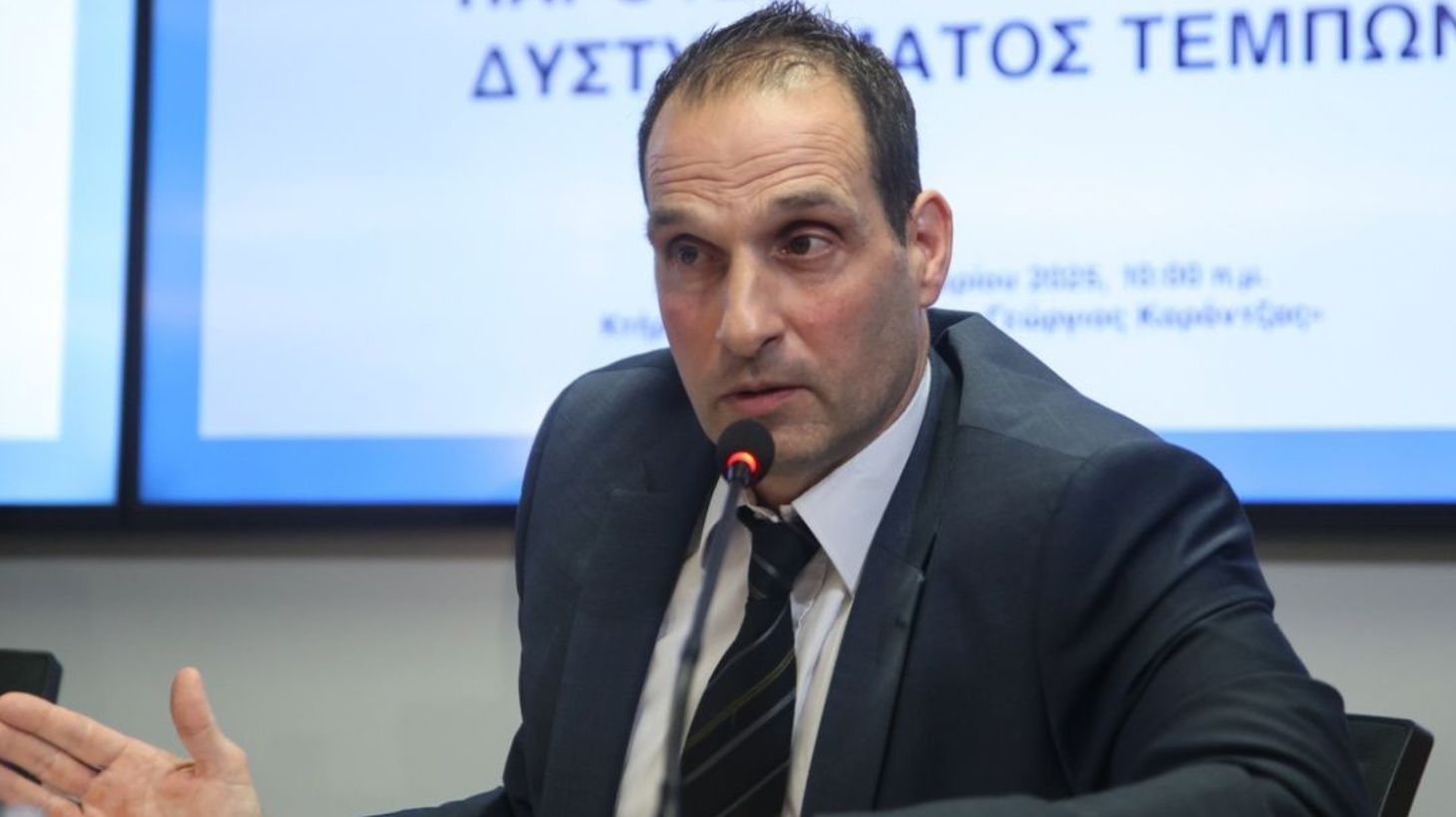 Στόχος επίθεσης με γκαζάκια το σπίτι του πρώην προέδρου του ΕΟΔΑΣΑΑΜ ...