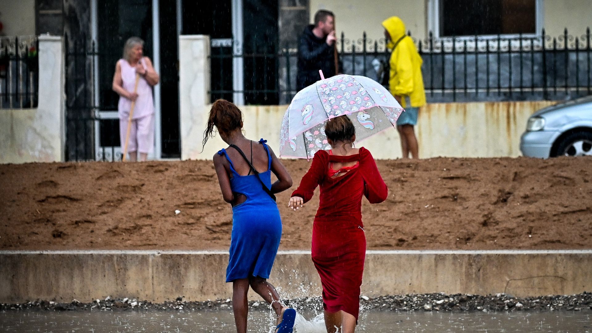 Έκτακτο δελτίο καιρού: Από τον καύσωνα στα μπουρίνια – Έρχονται ...
