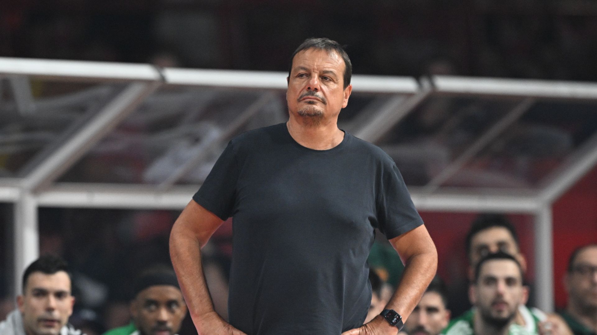 Ο Σρέντερ απάντησε στον Αταμάν: «Ευτυχώς δεν θα γίνεις ποτέ ο ...