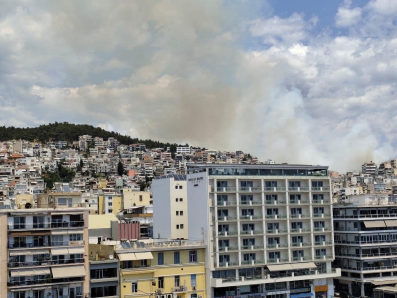 Καβάλα: Υπό πλήρη έλεγχο η φωτιά που ξέσπασε – Σε επιφυλακή για όλο το ...