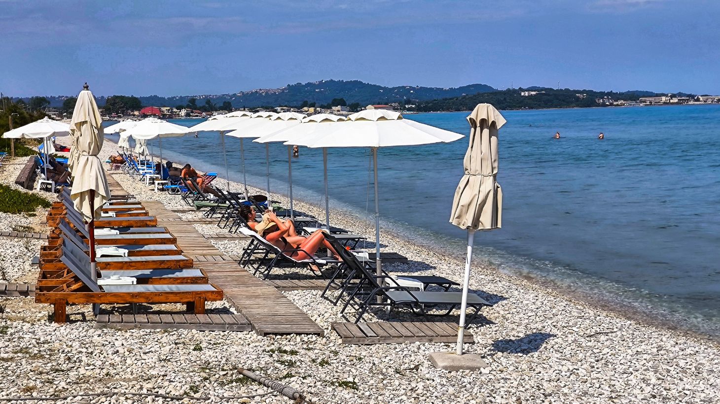 Χάνει δυναμική η ελληνική οικονομία: Ραγδαία αύξηση εισαγωγών ...