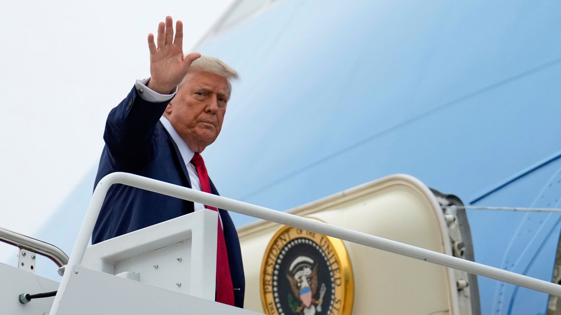 Ανάλυση New York Times: Το δίλημμα του Τραμπ για το Ιράν – Διπλωματία ή ...