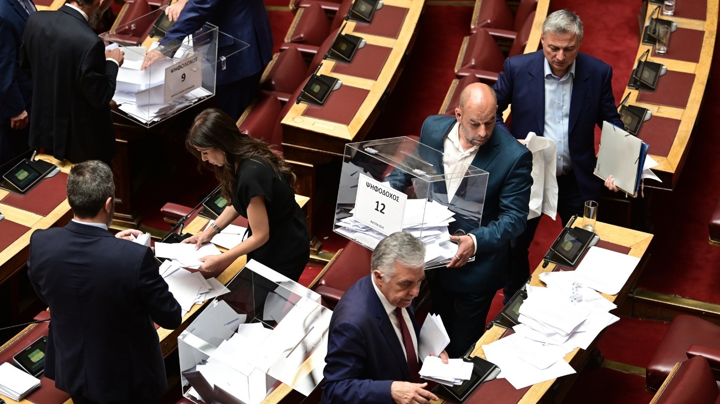 Προανακριτική για Τέμπη: Με 154 ψήφους πέρασε η πρόταση για τον ...