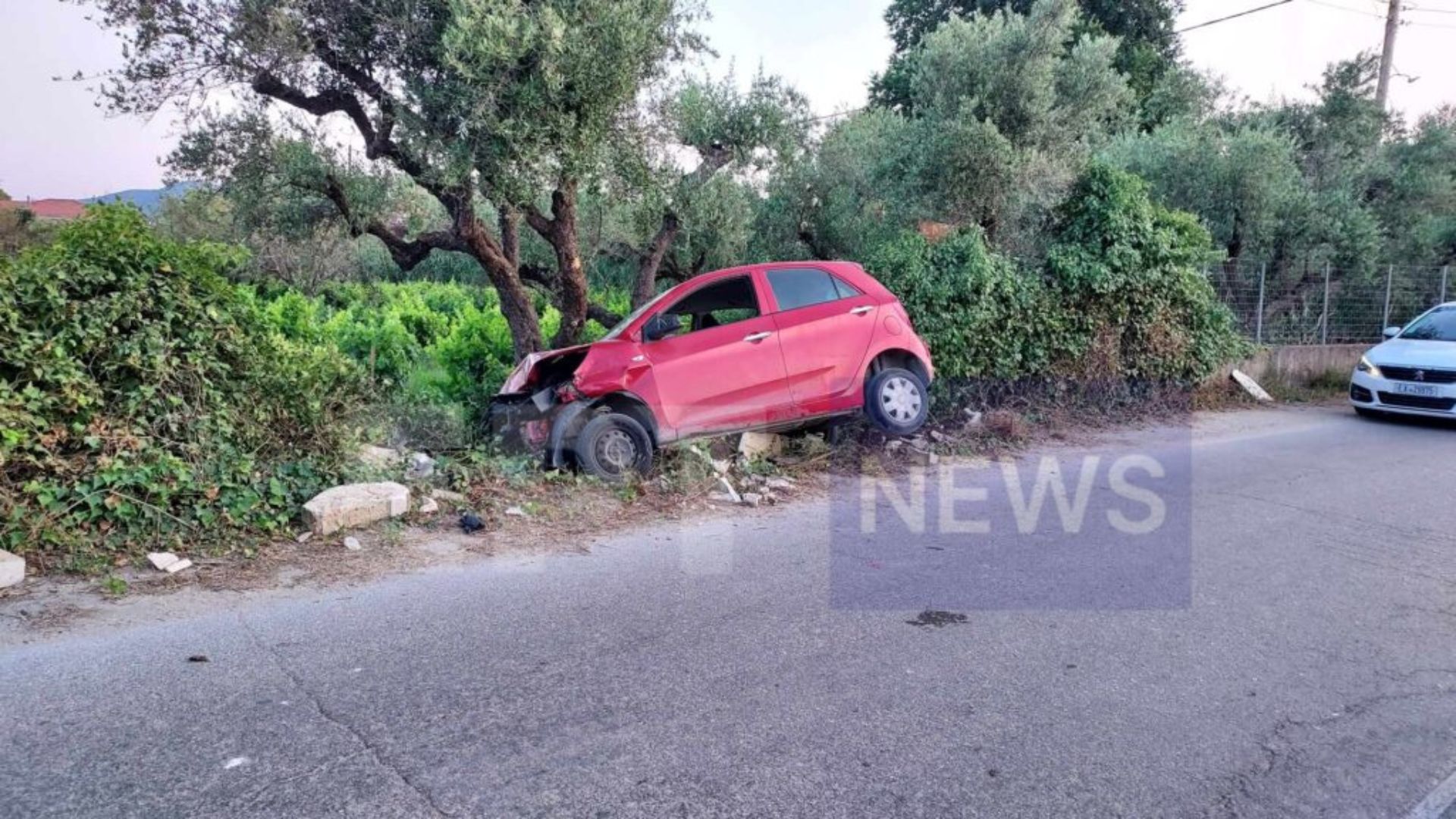 Ζάκυνθος: Μεθυσμένος Βρετανος έκλεψε και τράκαρε αυτοκίνητο – Τον ...