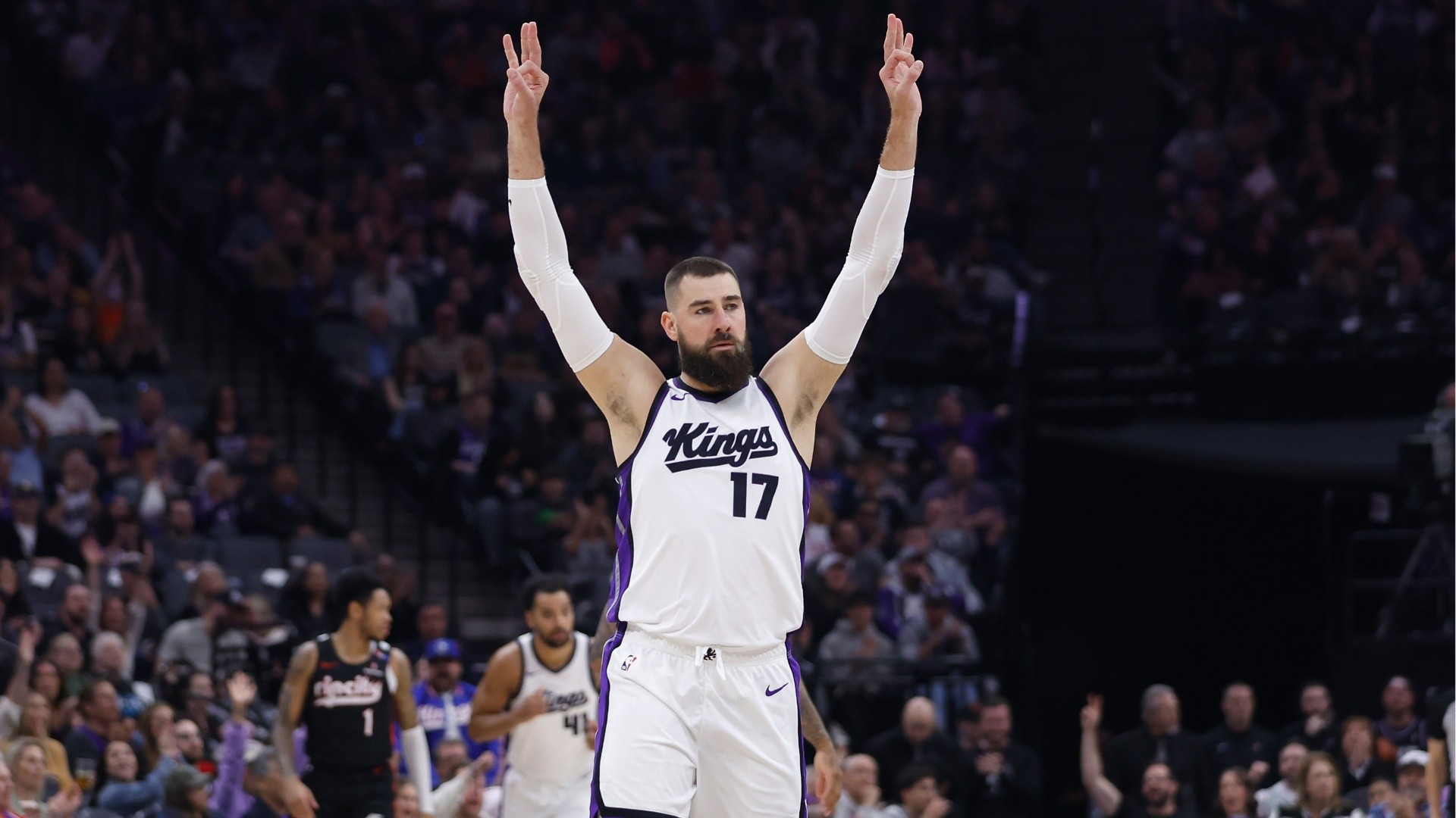 Οι Λιθουανοί αναφέρουν πως ο Παναθηναϊκός είναι ένα… βήμα απ’ τη συμφωνία με τον NBAer Γιόνας ...