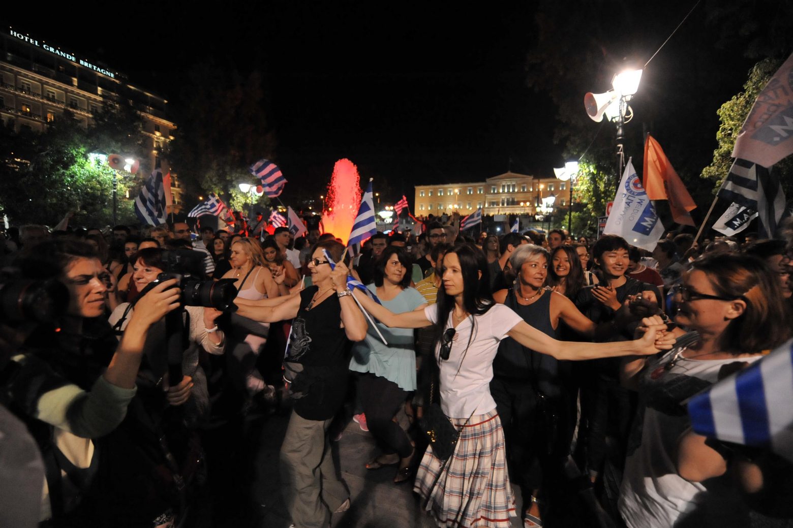 Δημοψήφισμα 2015: Είναι καλύτερα η Ελλάδα σήμερα; – Μία ανάλυση της TAZ ...