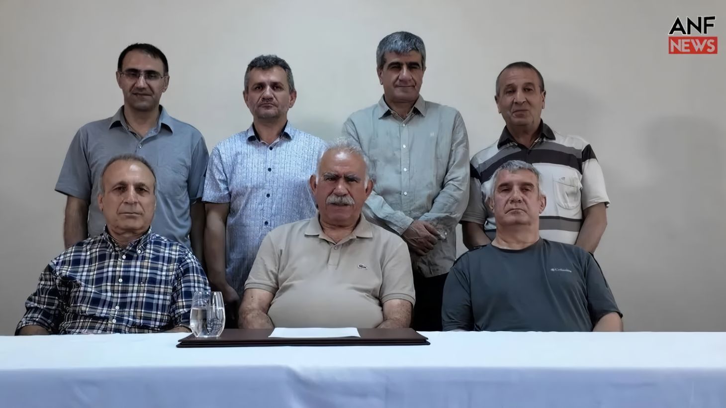 Βιντεοσκοπημένο μήνυμα Οτσαλάν από τη φυλακή για αφοπλισμό του PKK: «Ο ...