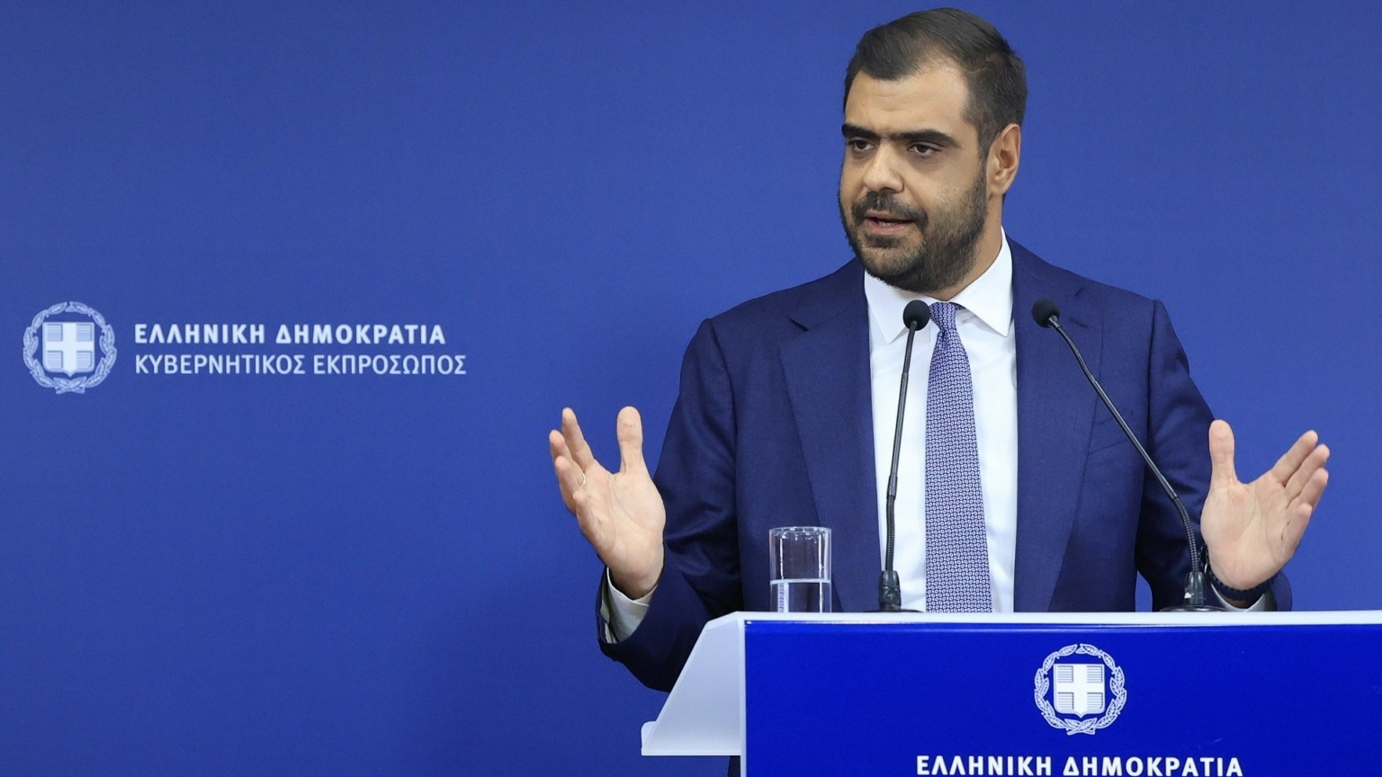 Μαρινάκης: «Όσοι θέλουν να δοθεί τώρα ο 13ος μισθός, επί της ουσίας ...