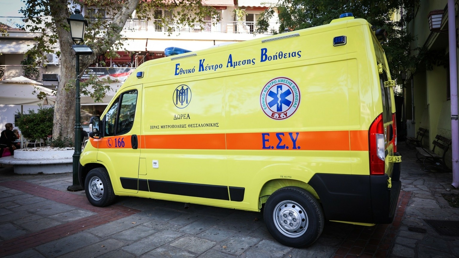 Θεσσαλονίκη: Εντοπίστηκε νεκρός 48χρονος άνδρας στην Πλατεία Άθωνος ...