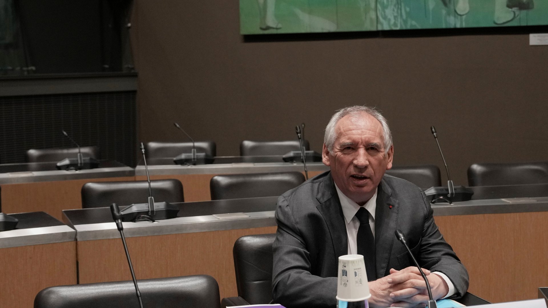 Γαλλία: Όλα όσα θα θέλατε να ξέρετε για την πτώση της κυβέρνησης ...