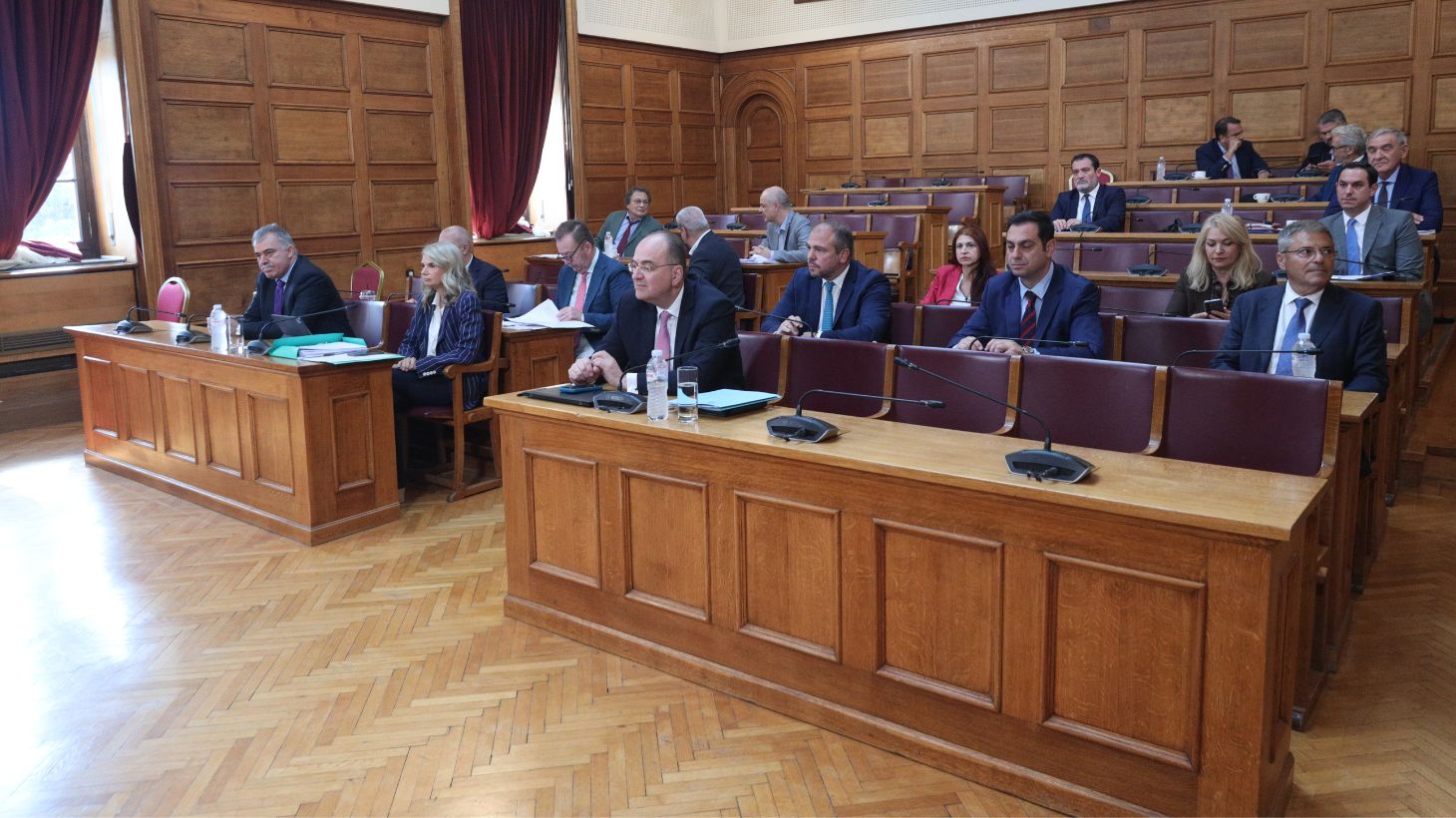 Εξεταστική για ΟΠΕΚΕΠΕ: Σκληρή κόντρα για την καταμέτρηση ζωικού ...