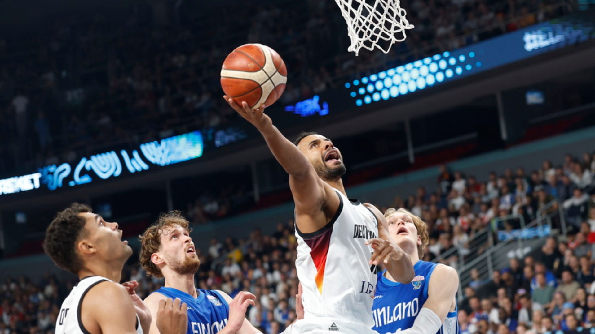 EuroBasket 2025: Στον τελικό η Γερμανία – Νίκησε 98-86 τη Φινλανδία και ...