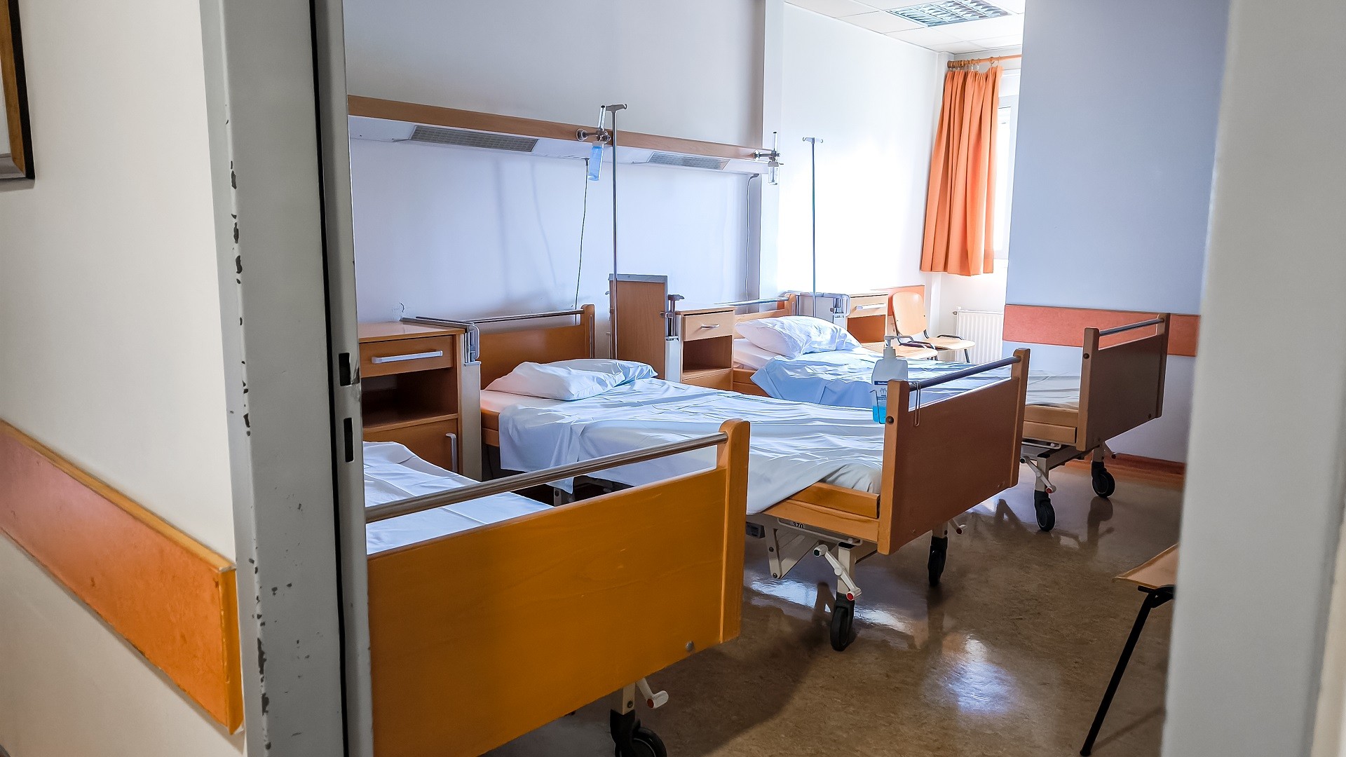 ΙΣΑ: Ζητάει τα στοιχεία του γιατρού που συνελήφθη για «φακελάκι» στο ...