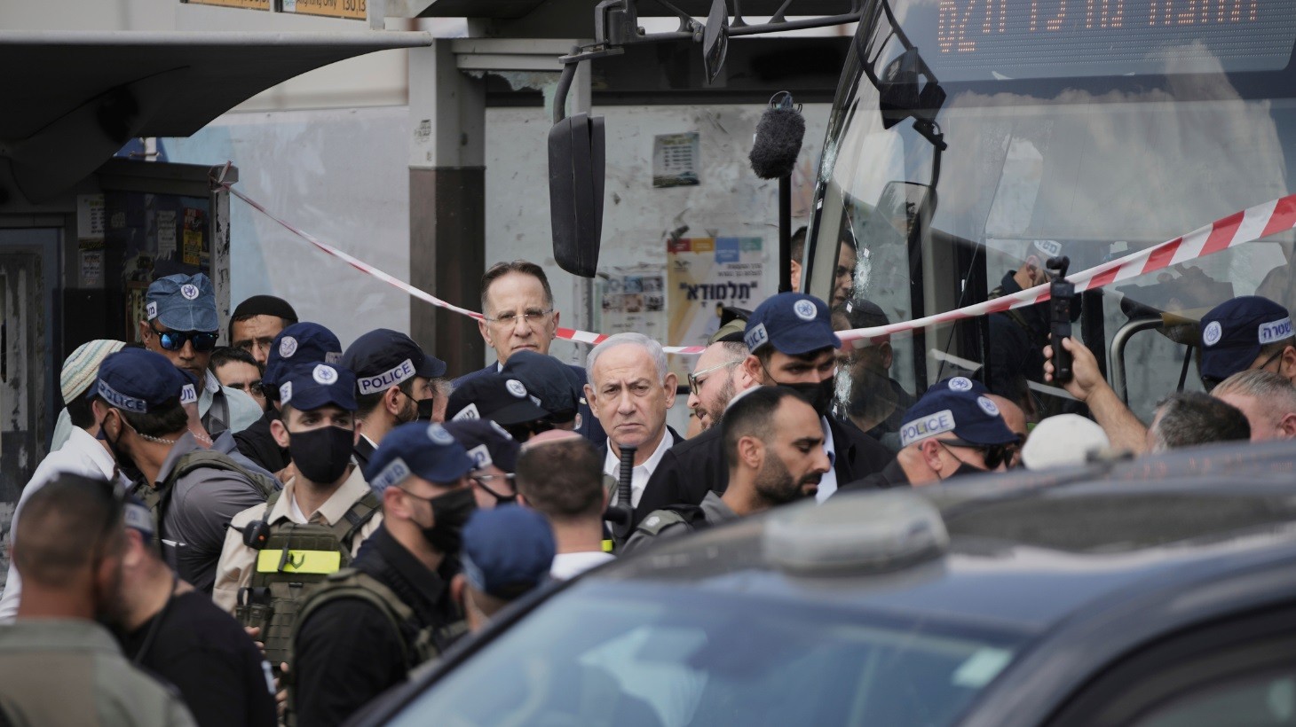 Ο Νετανιάχου υπόσχεται να «συλλάβει όλους όσους βοήθησαν» τους δράστες ...