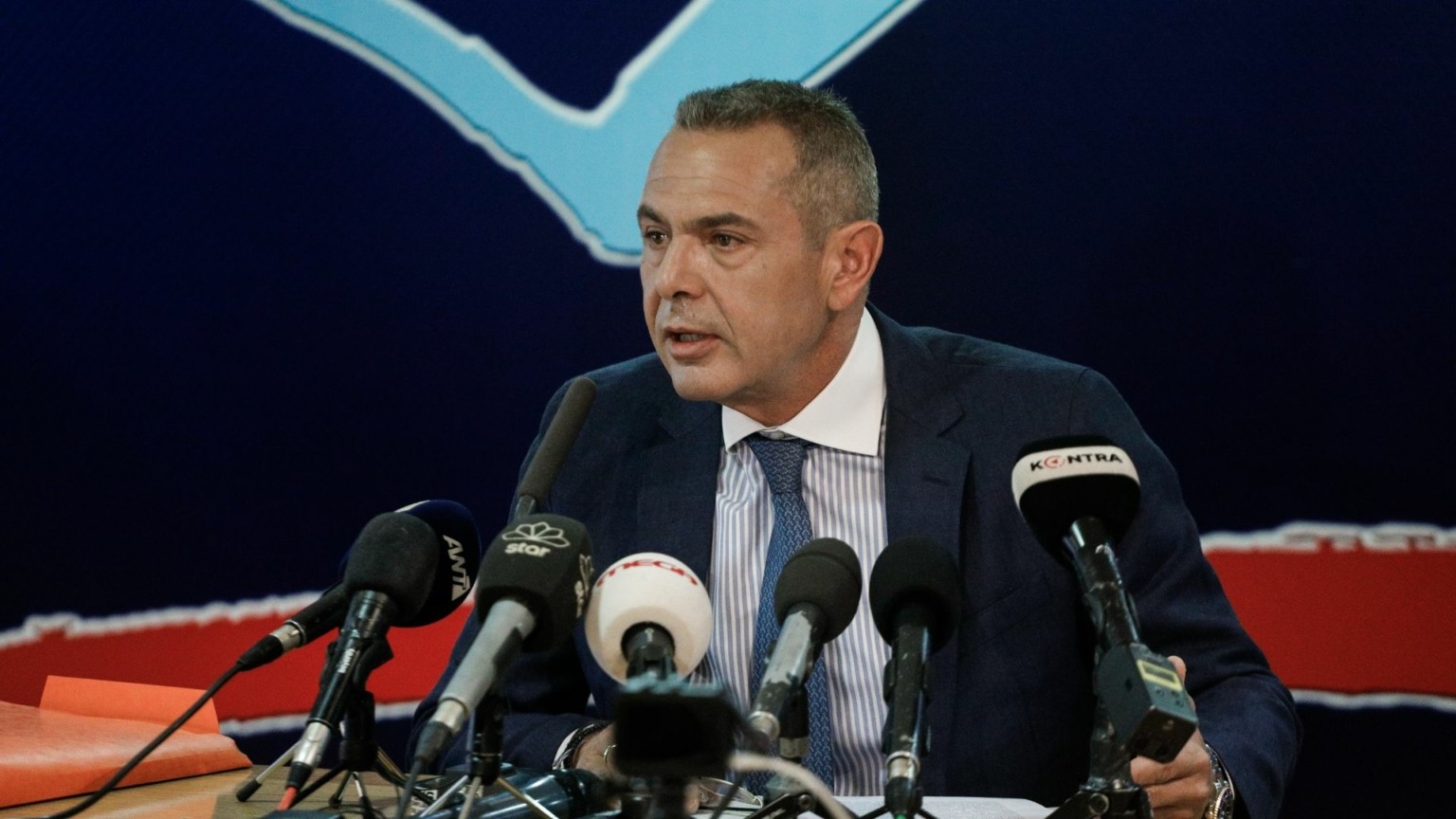 Mαφία της Κρήτης: Τι απαντά ο Καμμένος για τη συνομιλία με τον φερόμενο ...