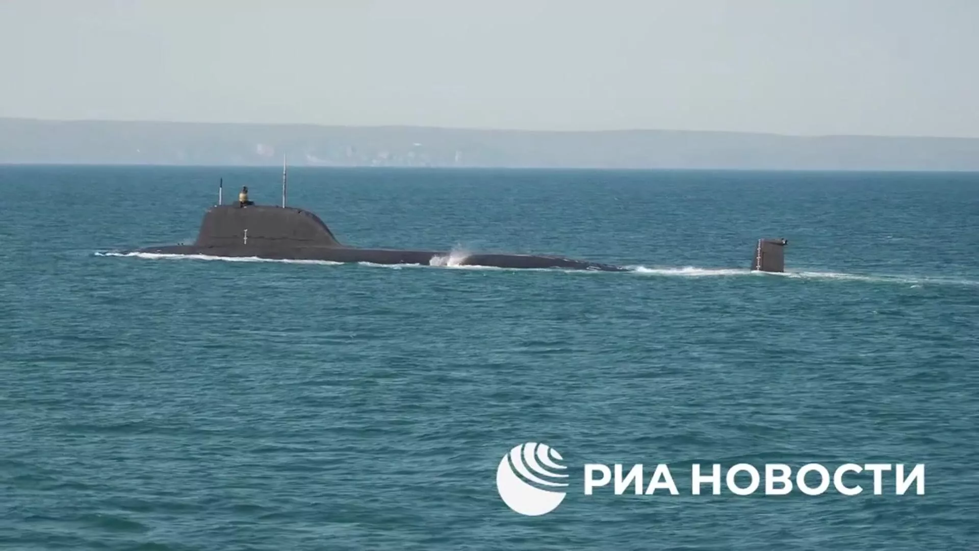 Ρωσία: Εκτόξευσε πύραυλο «Kalibr» από πυρηνοκίνητο υποβρύχιο στη ...