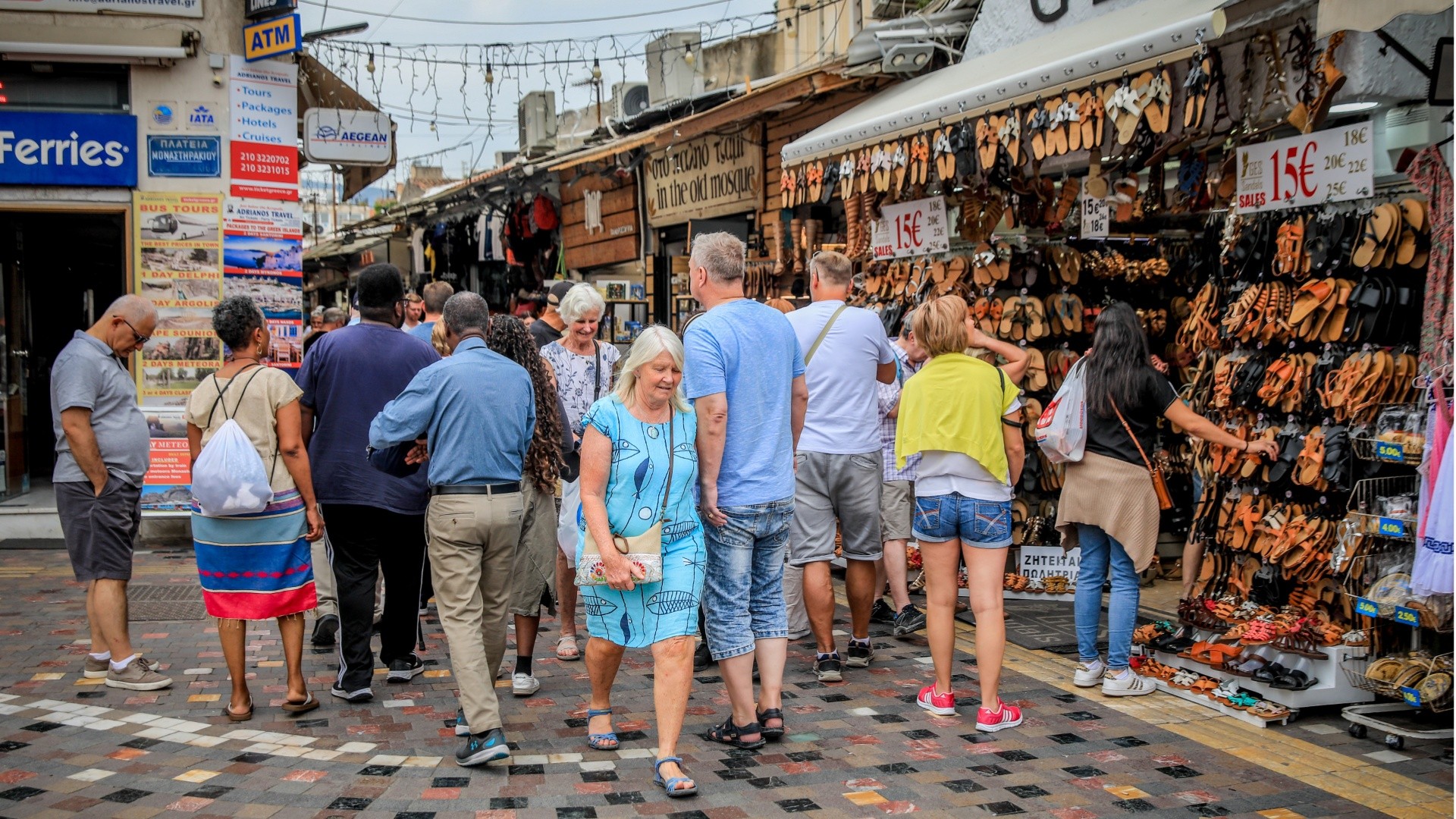 Η αθηναϊκή αγορά τουρισμού δείχνει αντοχές αλλά οι χαμηλές επιδόσεις θέτουν ανησυχίες για το ...