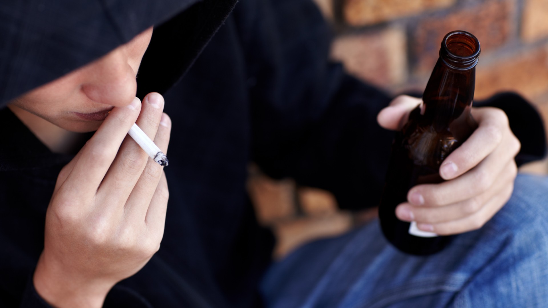 Ανησυχία από πανευρωπαϊκή έρευνα – Πάνω από το μέσο όρο οι 16χρονοι ...