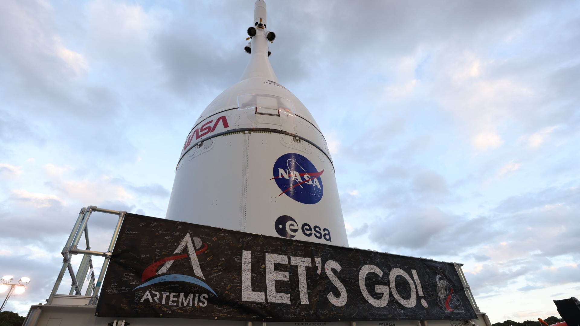 Οι καθυστερήσεις της Space X και… η Κίνα «σπρώχνουν» τη NASA και σε ...