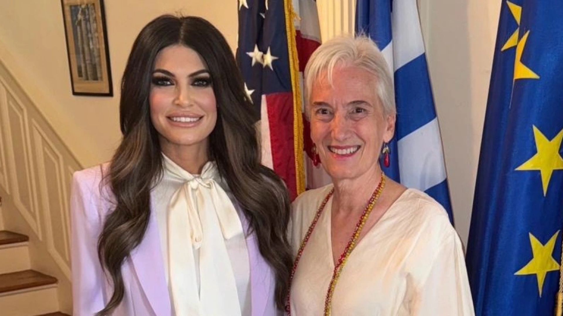 Η Κίμπερλι Γκίλφοϊλ συναντήθηκε με την Ελληνίδα πρέσβη στην Ουάσινγκτον ...