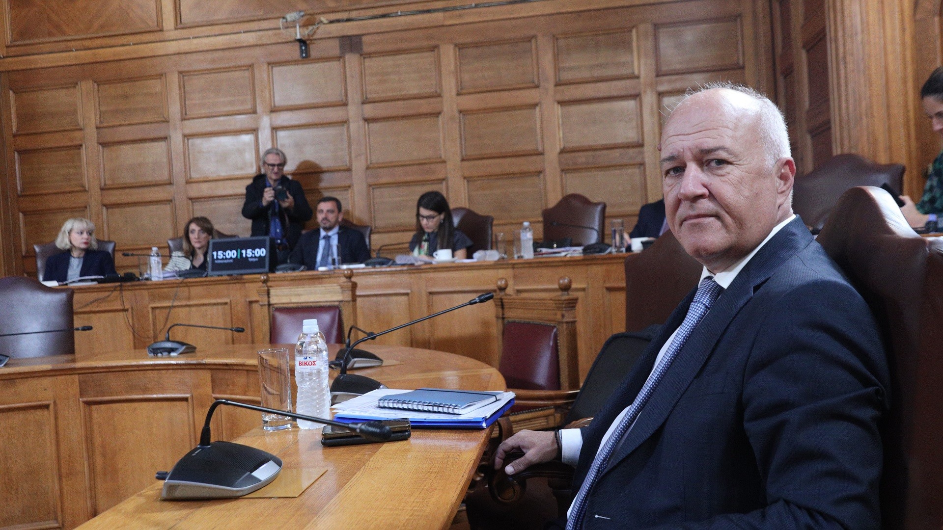 Εξεταστική ΟΠΕΚΕΠΕ: Θύελλα» με την κατάθεση Κουρδή, για γαλάζιο ...