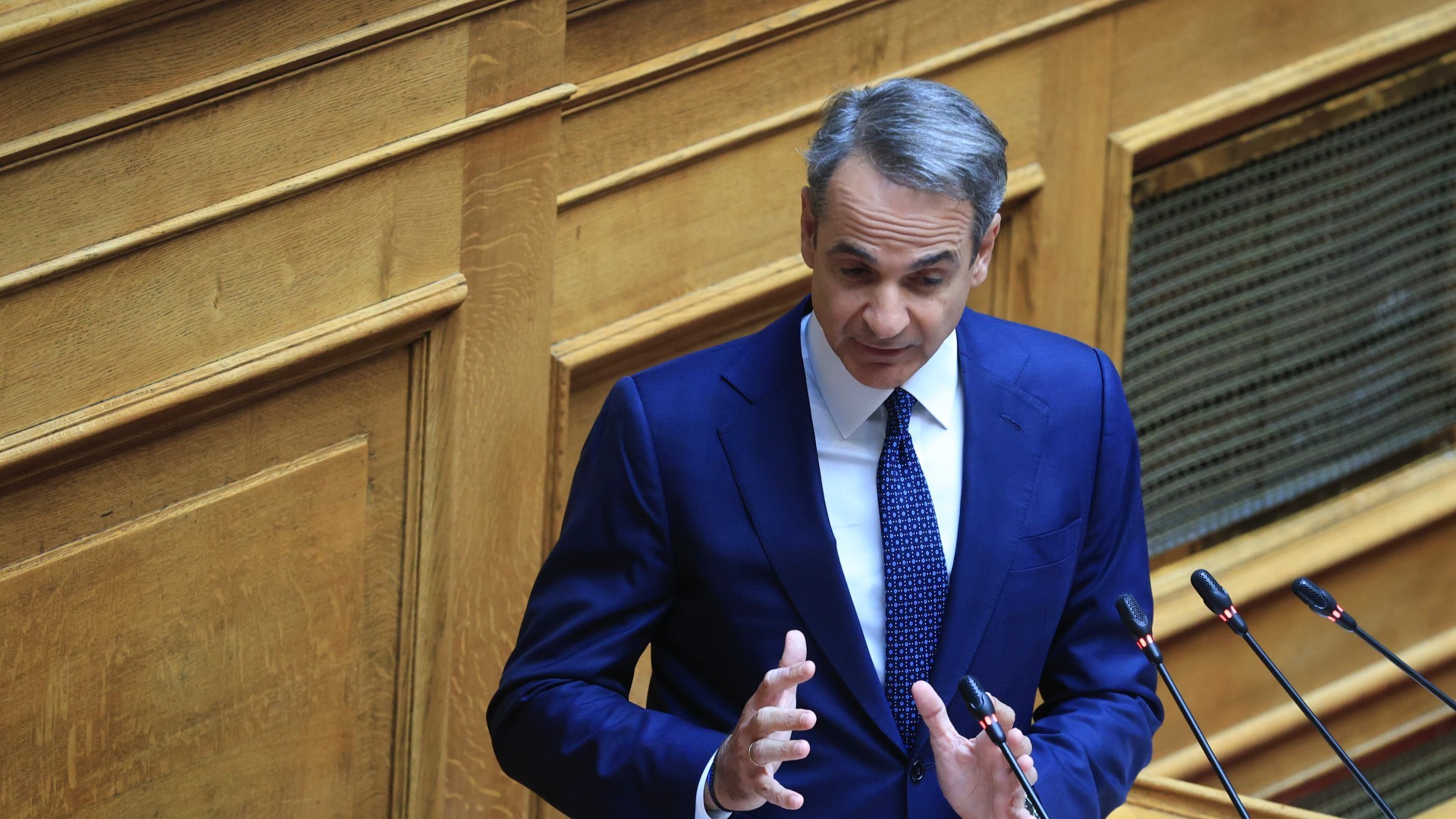 Μητσοτάκης στη Βουλή για τον Προϋπολογισμό 2026: «Οδικός χάρτης» ως το ...