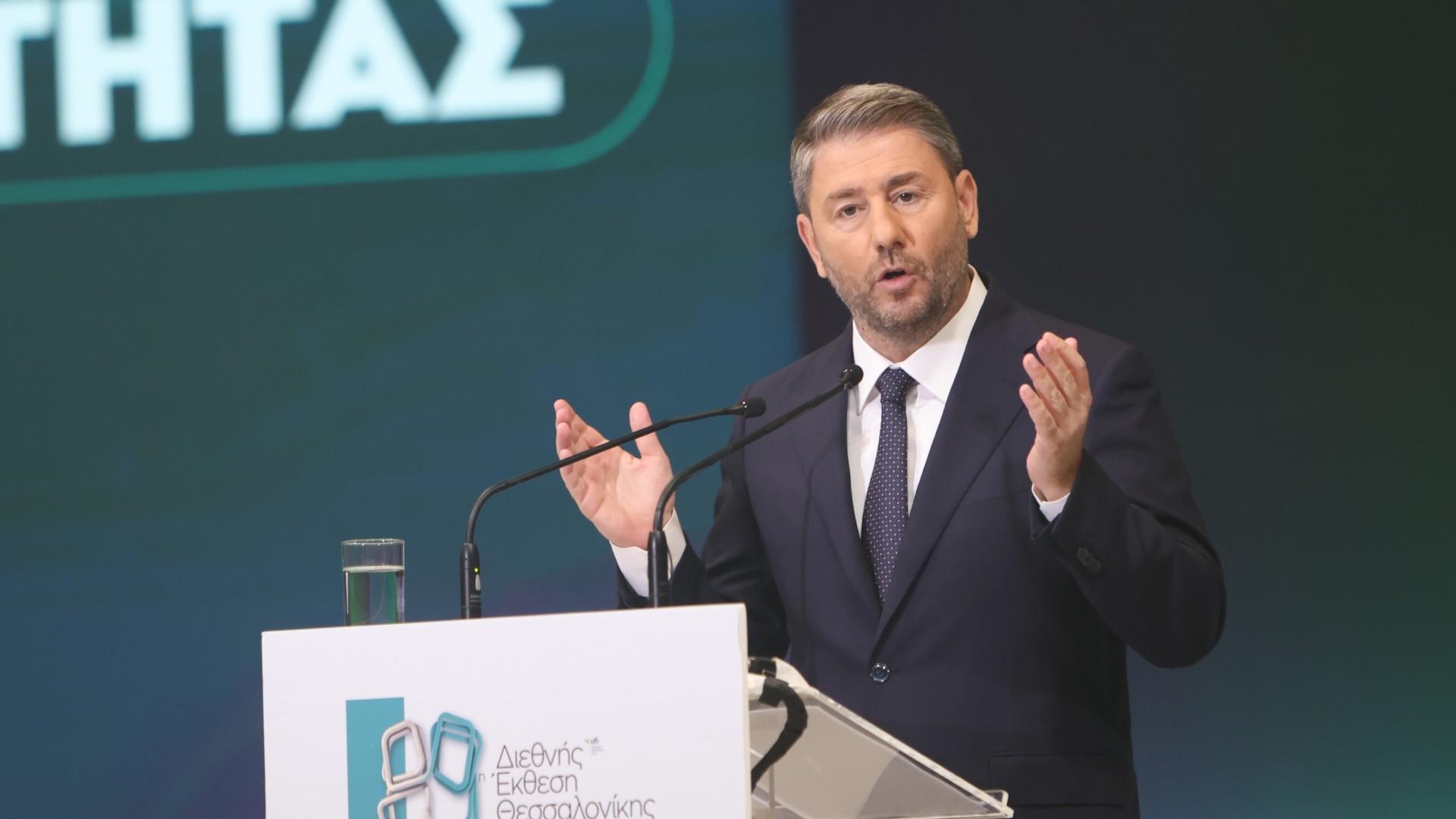 Στο μικροσκόπιο του ΠΑΣΟΚ οι δημοσκοπήσεις: Όλα τα ποσοστά και τα ...