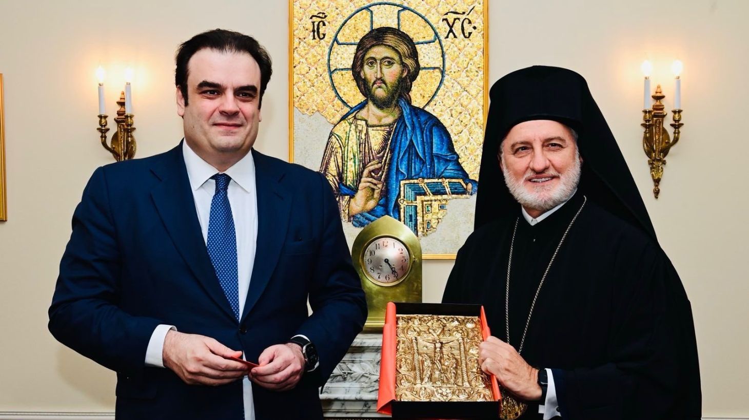 Συνάντηση Πιερρακάκη με τον αρχιεπίσκοπο Αμερικής | topontiki.gr
