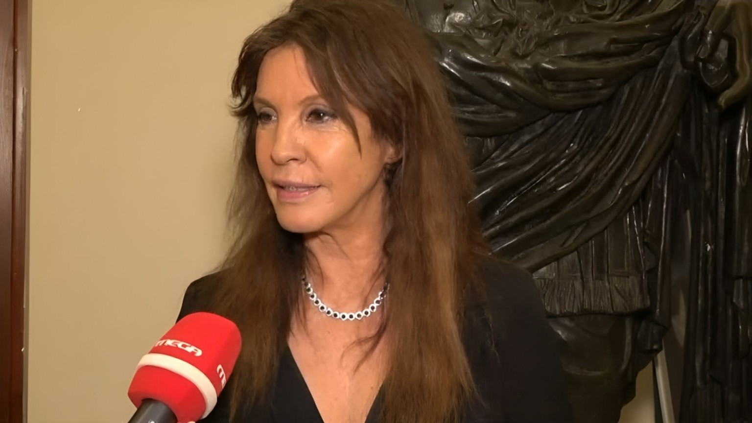 Βάνα Μπάρμπα: «Έχω βαρεθεί να μου λένε ότι έχουν μεγαλώσει μαζί μου ...