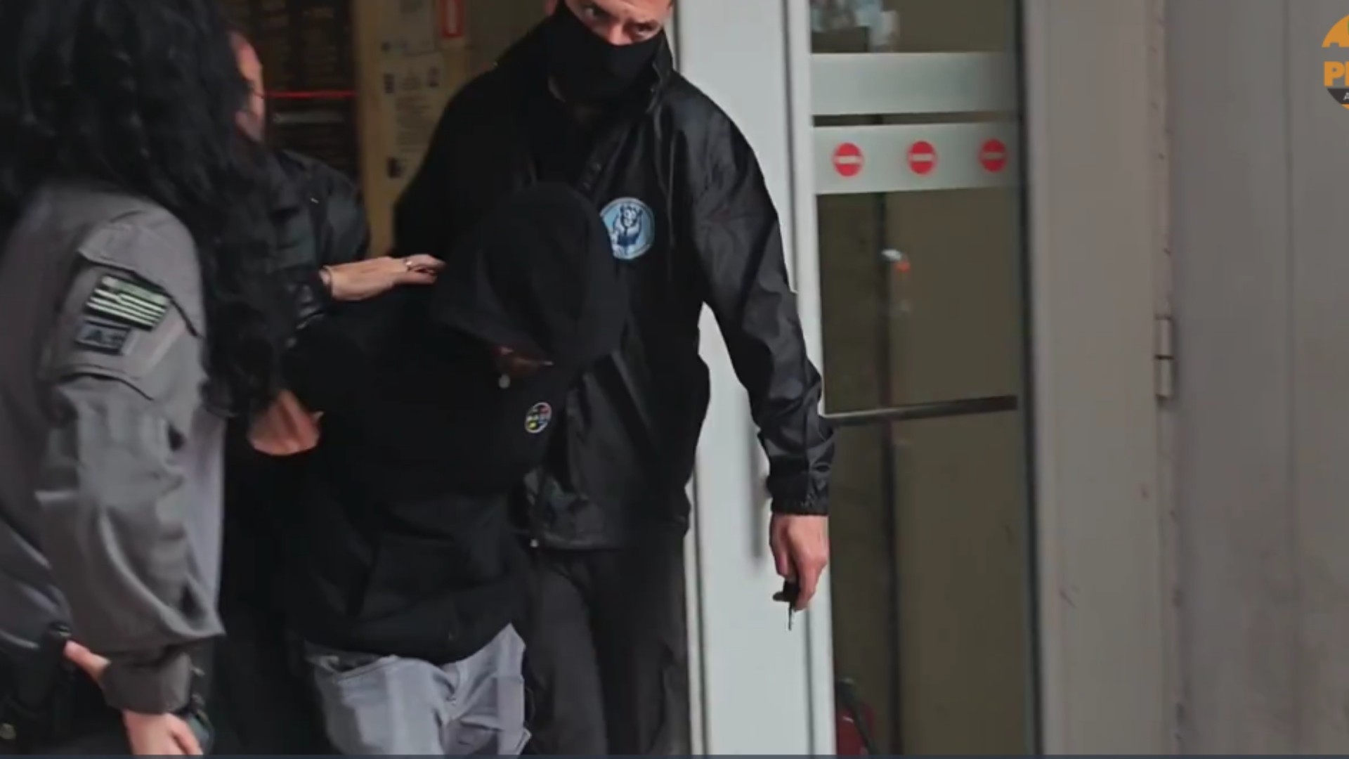 Προφυλακίστηκε ο 40χρονος που μαζί με τον σύντροφό του ασελγούσαν στα ...