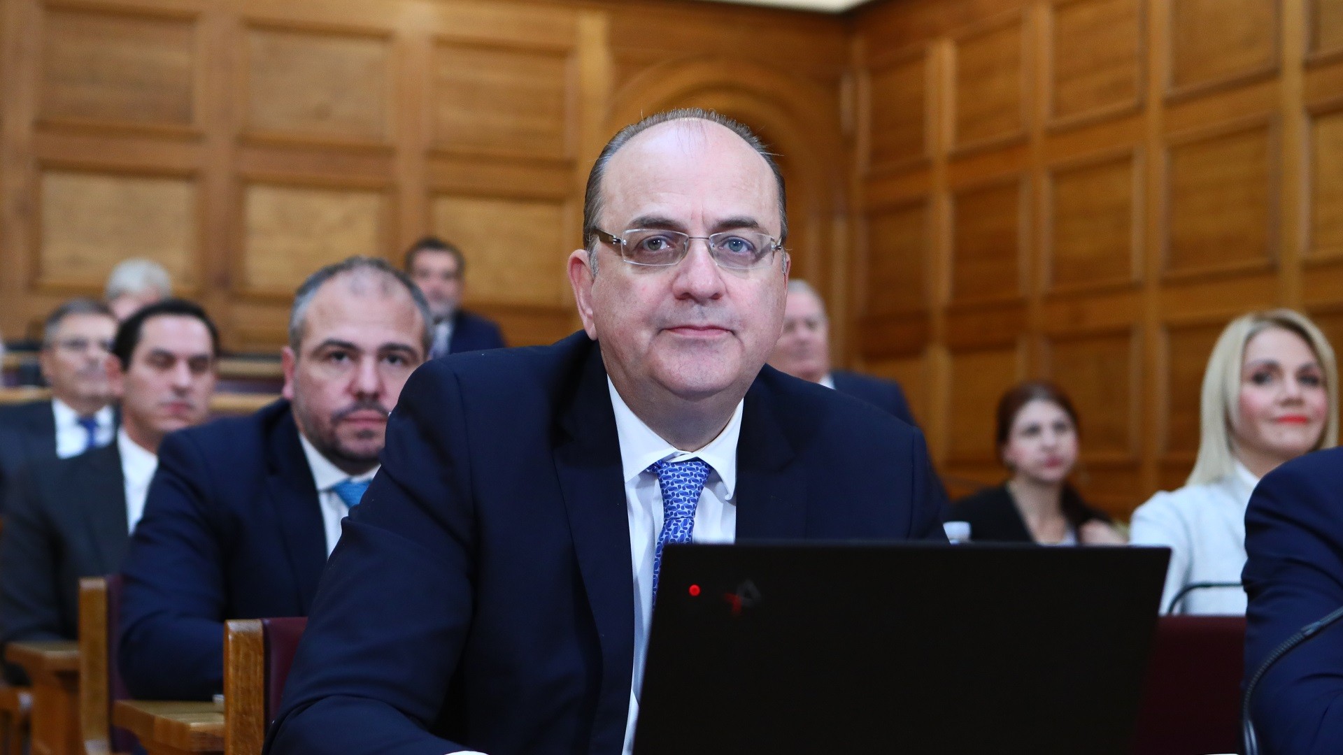 Ο Μακάριος Λαζαρίδης βρήκε τη μιλιά του με τον Χνάρη – Την είχε χάσει ...