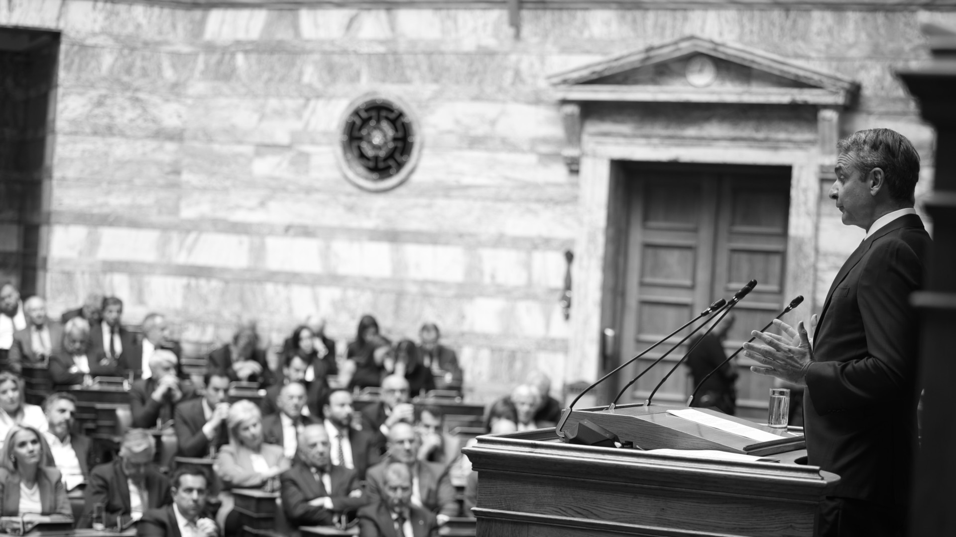 Τα ΕΛΤΑ «διέλυσαν» την κυβέρνηση: Μαξίμου, υπουργοί, ΚΟ ψάχνουν ...