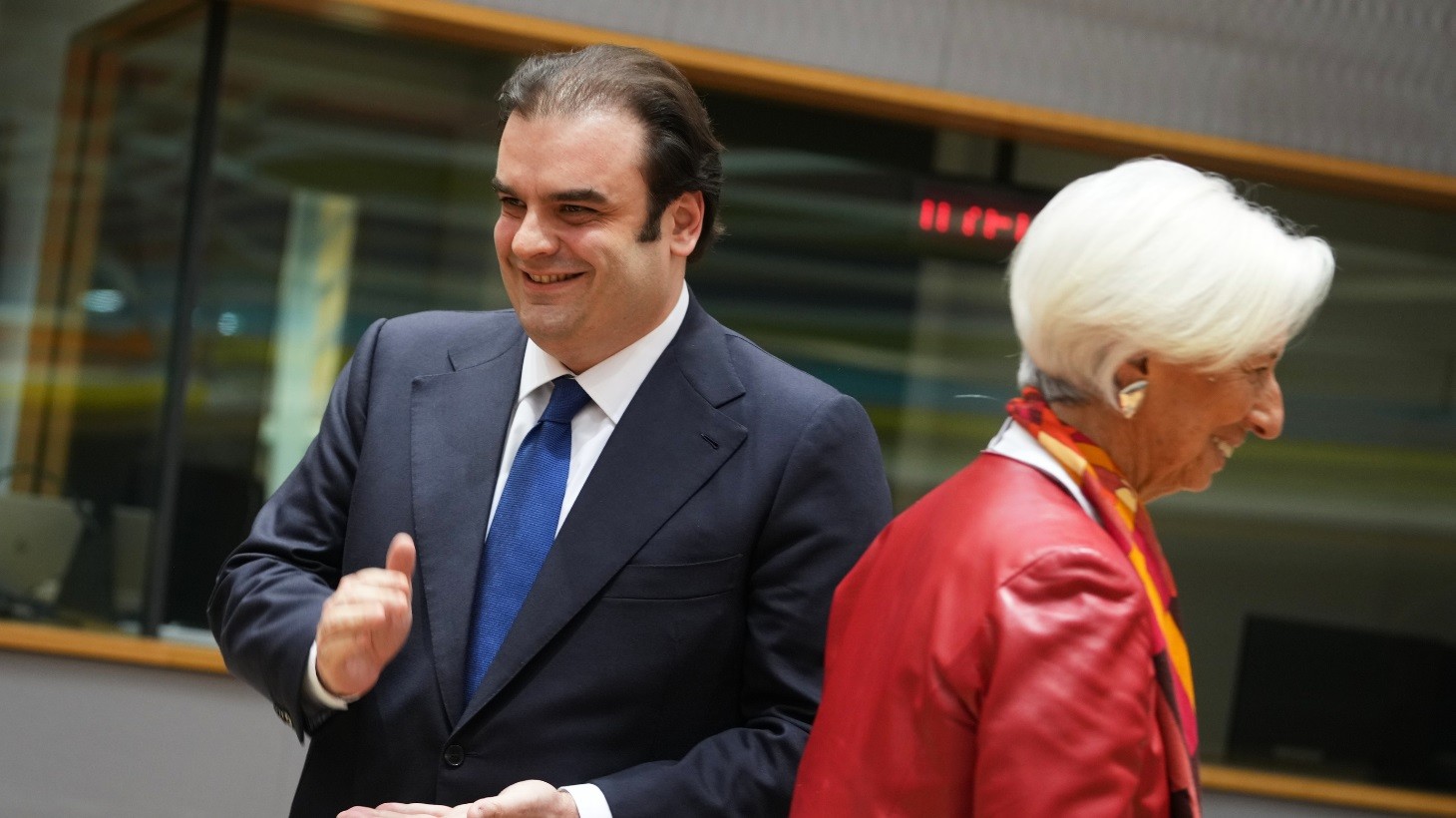 Ο Κυριάκος Πιερρακάκης εξελέγη ομόφωνα πρόεδρος του Eurogroup ...
