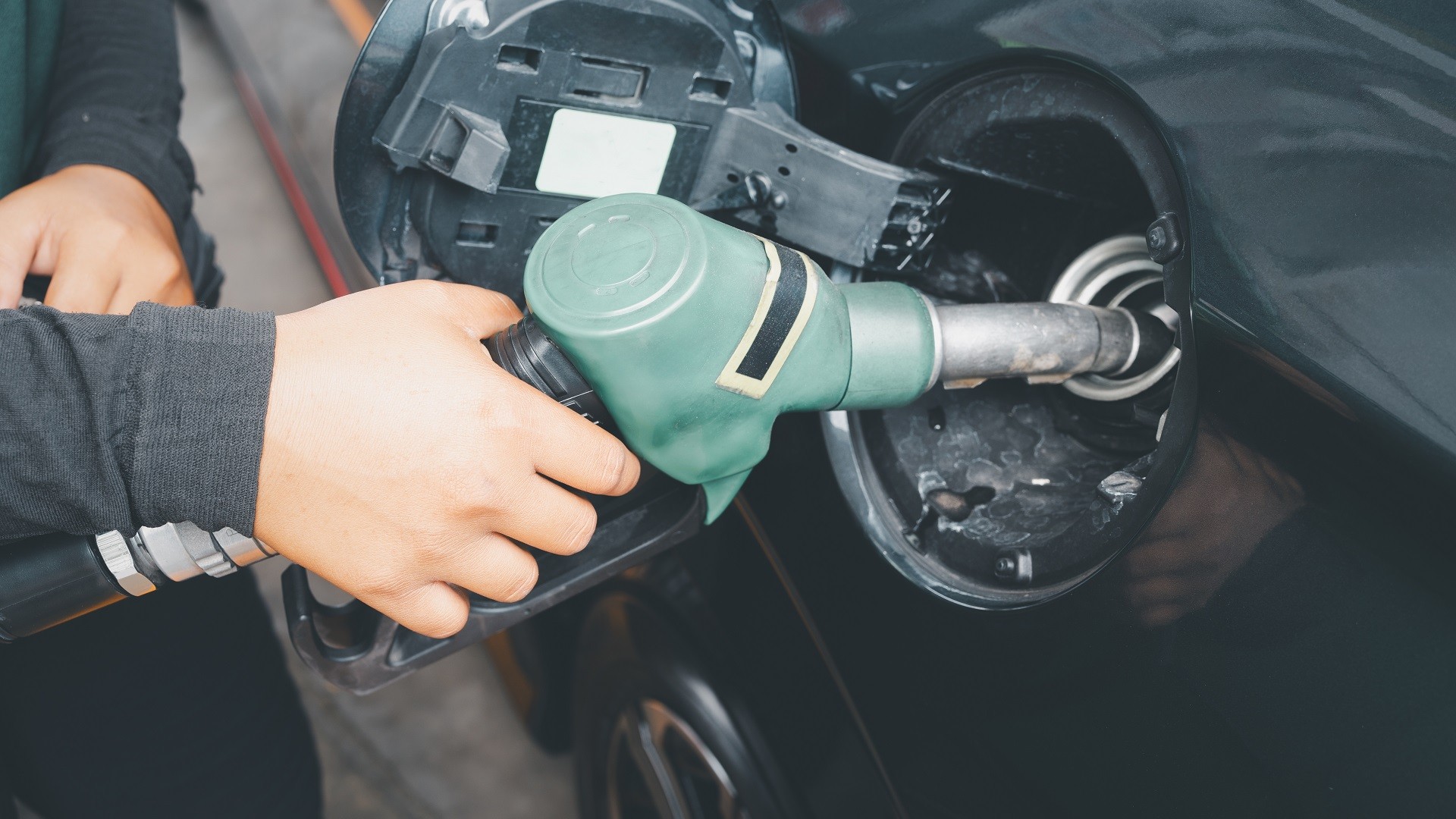 Σε άνοδο οι τιμές βενζίνης και diesel – Αναλυτικό κόστος γιορτινών ...