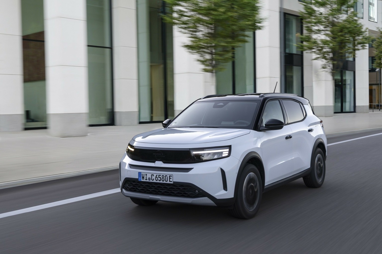 Το νέο Opel Frontera συνέβαλε στην αύξηση των πωλήσεων της γερμανικής ...