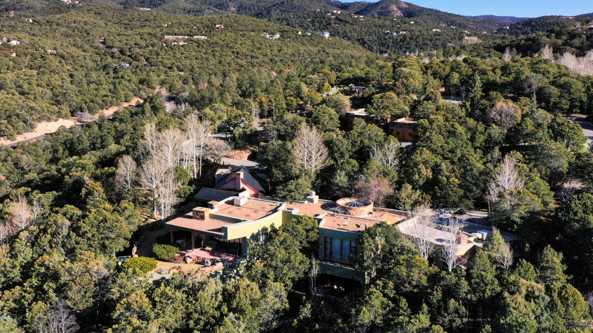 Gene Hackman: Νέος ιδιοκτήτης για την έπαυλη που βρέθηκε νεκρός ο ...