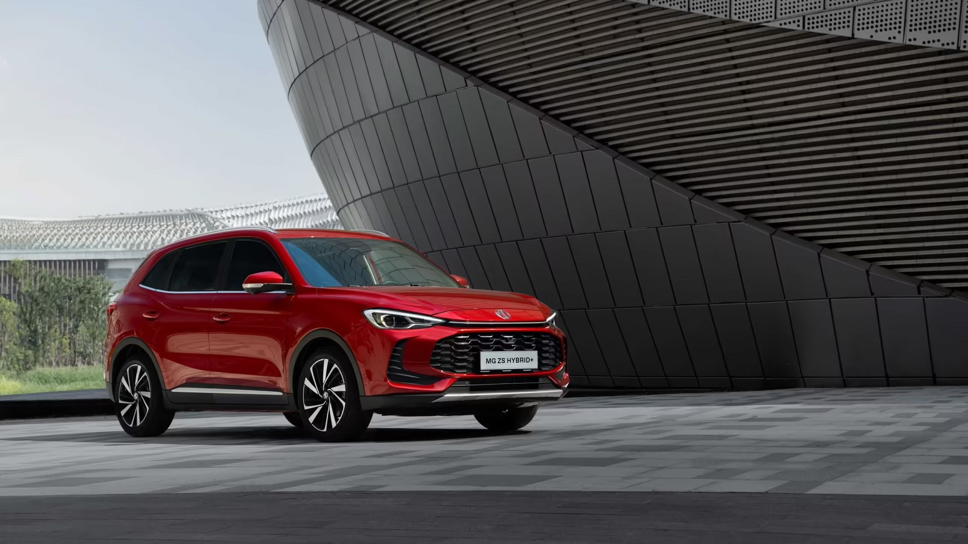 Το υβριδικό SUV που ξεπούλησε στην Ελλάδα – No1 στη γκάμα με 197 ίππους ...