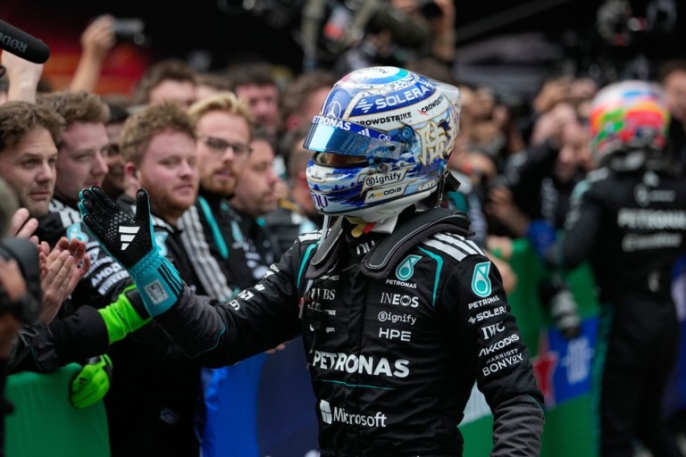 Formula 1: Ο Κίμι Αντονέλι θριάμβευσε και στη Σούζουκα | topontiki.gr