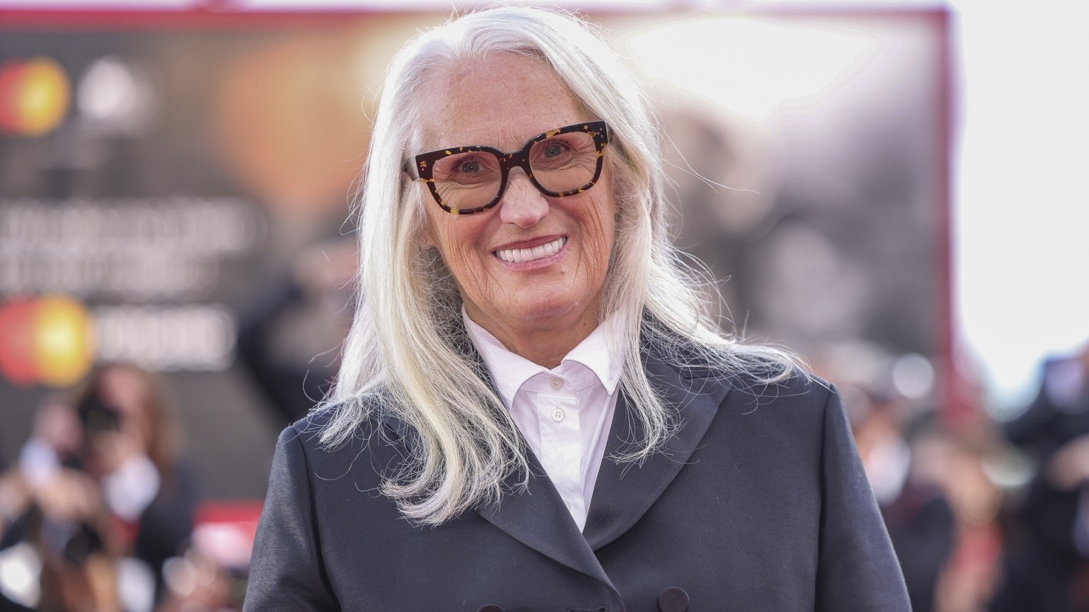 Jane Campion: Η νεοζηλανδή σκηνοθέτιδα ετοιμάζει το πρώτο μιούζικαλ της ...